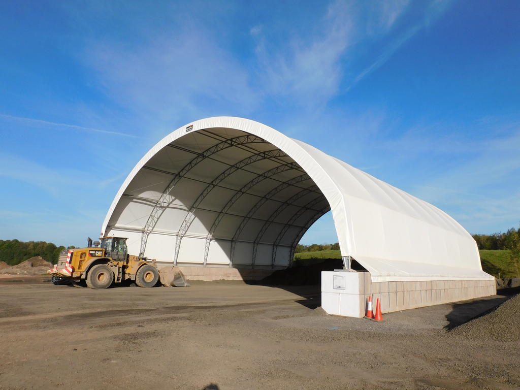 Why use concrete blocks for building storage bays | Hub-4