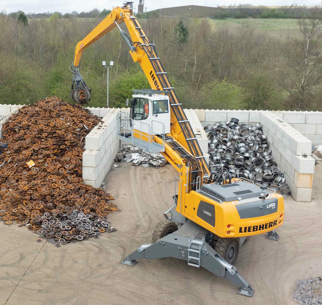 Liebherr shows its metal | Hub-4