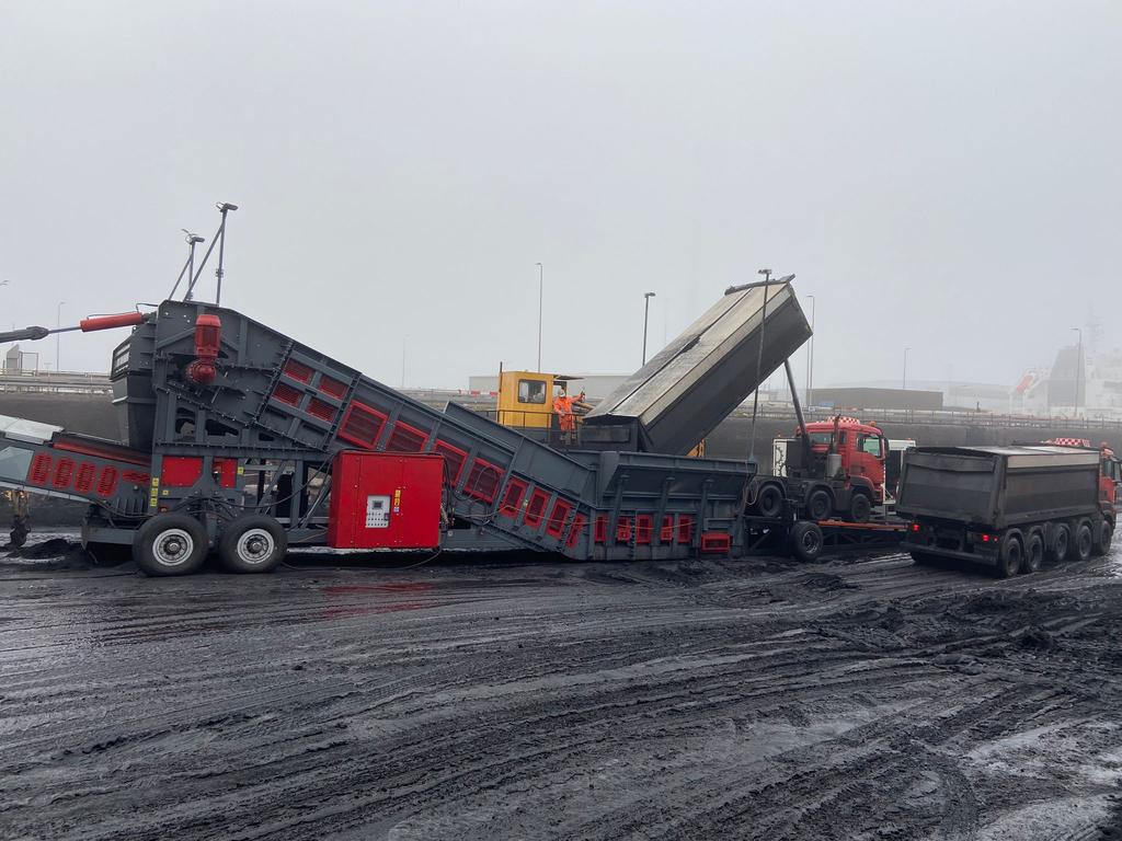 Telestack Installed a new Titan W800 Truck Unloader for dry bulk ...