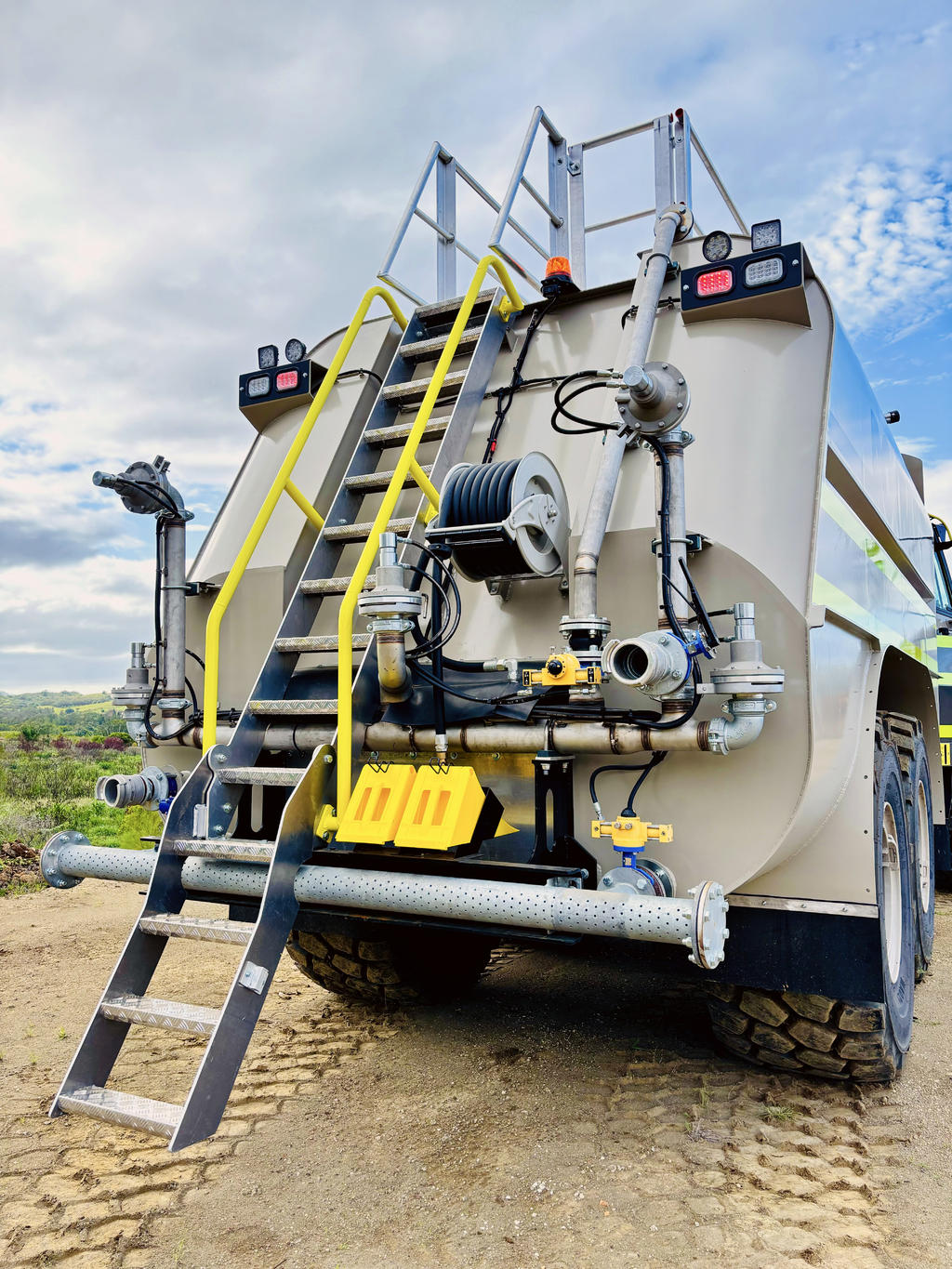 Strong and stable RA30 trucks carry the weight at New Caledonian mine ...