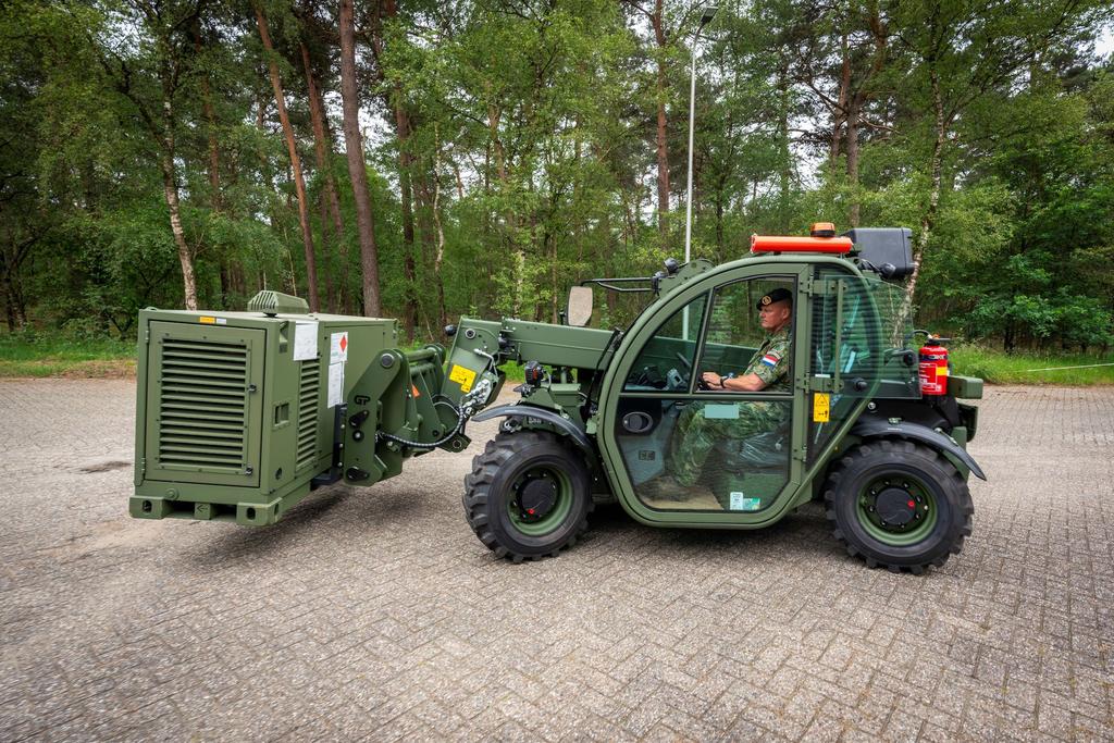 Dutch Armed Forces take delivery of new Bobcat Telehandlers, Air ...