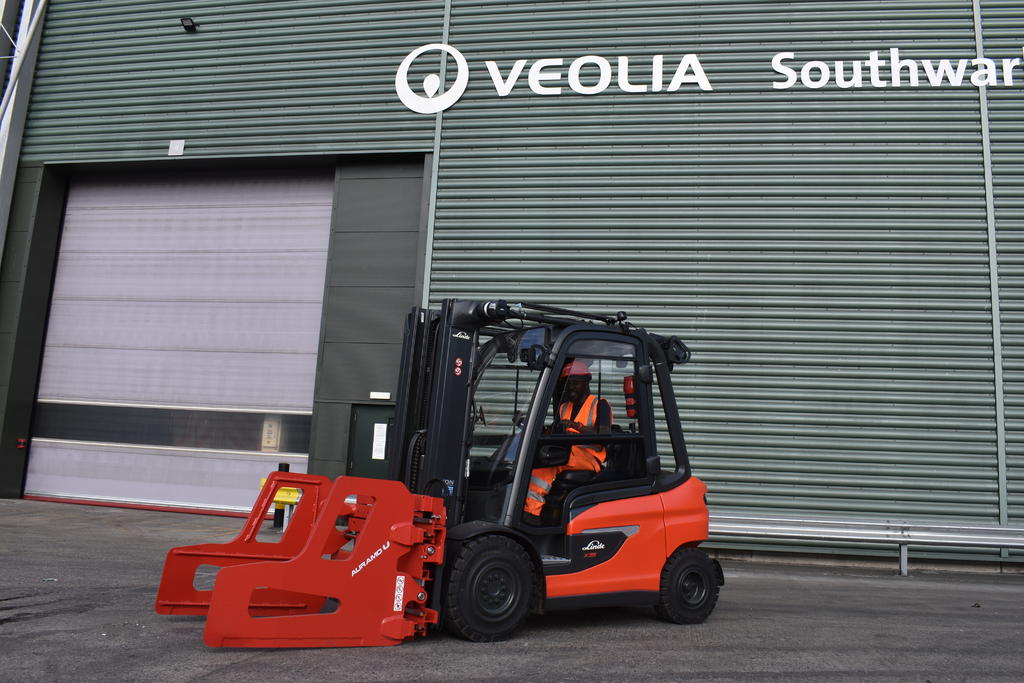 Veolia Southwark electrifies operations with new zero-emission ...
