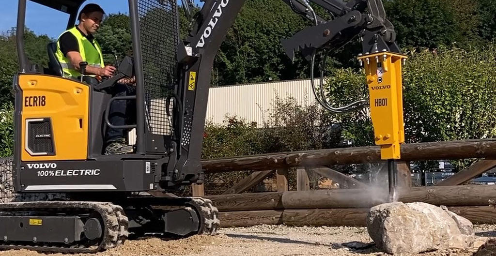 Volvo CE compact excavators get a power boost with new hydraulic ...