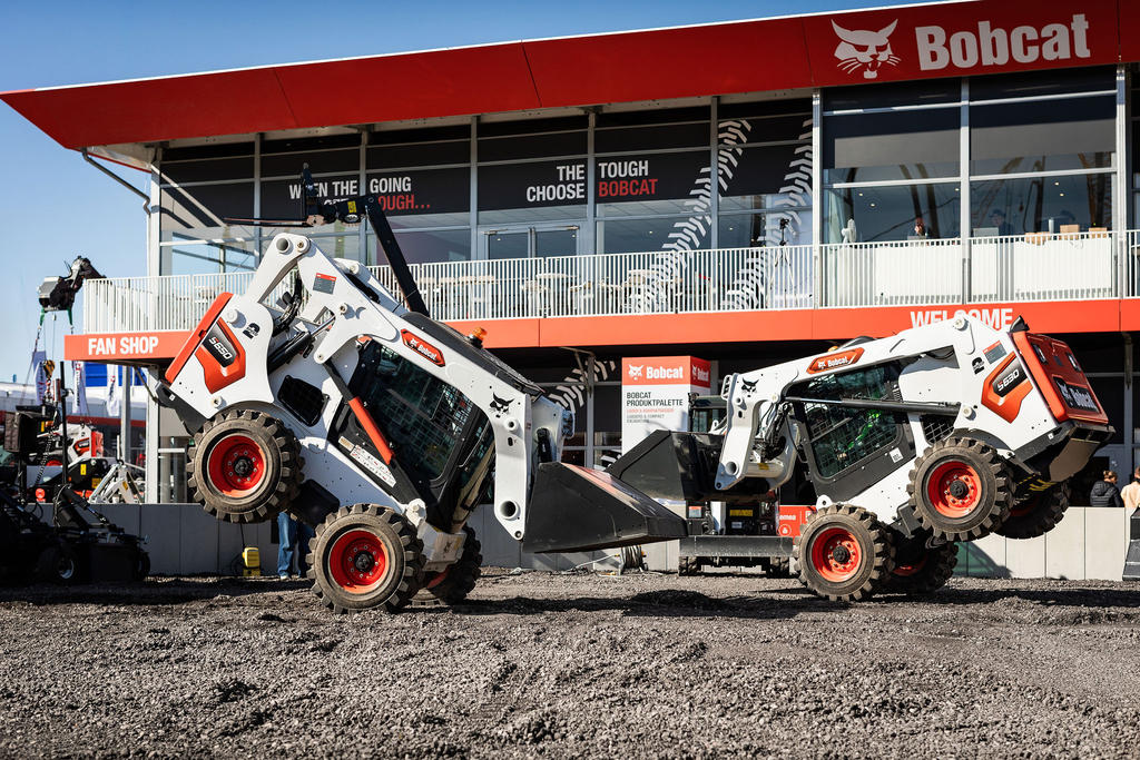 New generation of Bobcat 1-2 t Mini Excavators: Unbeatable performance ...
