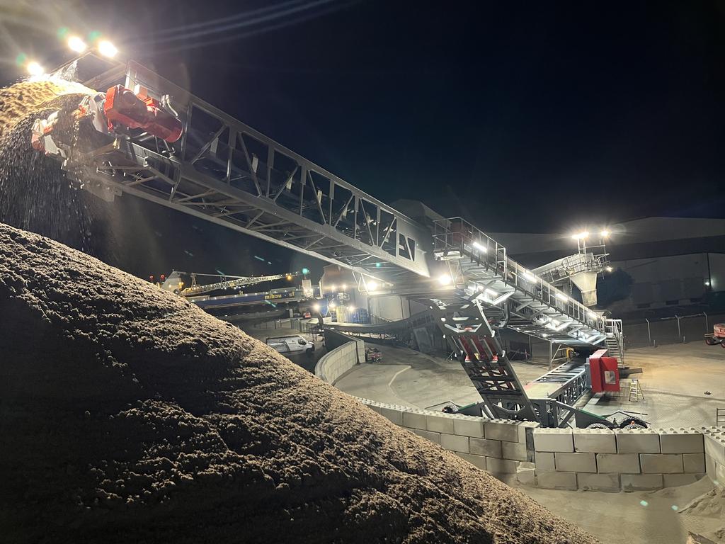 Telestack installs Stockpiling system for MIBAU Stema UK for handling ...