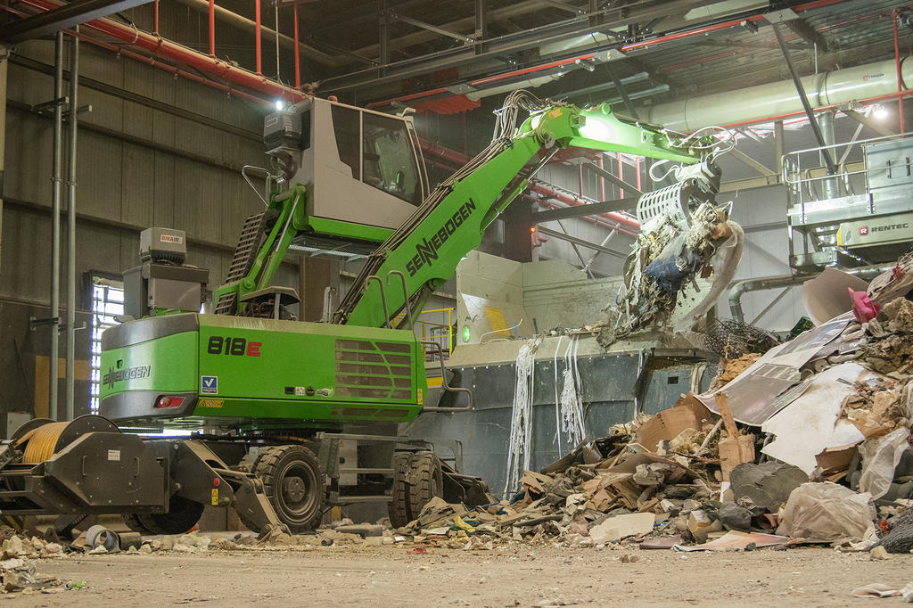 Sorting plant relies on emission-free material handler | Hub-4