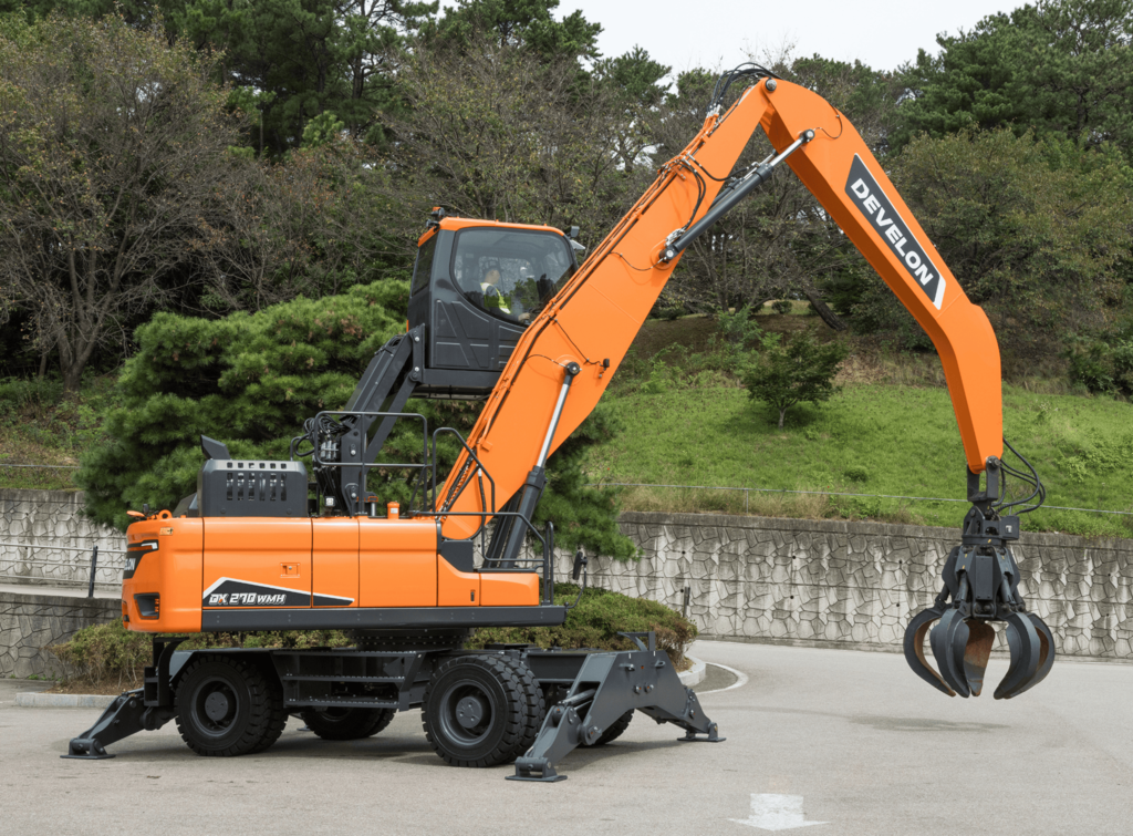New DX270WMH-7 Material Handler from DEVELON | Hub-4