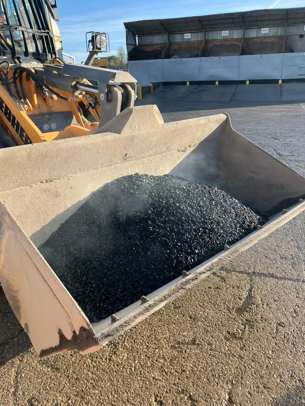 Holcim's Newest Express Asphalt Plant Opens in Sharpness | Hub-4