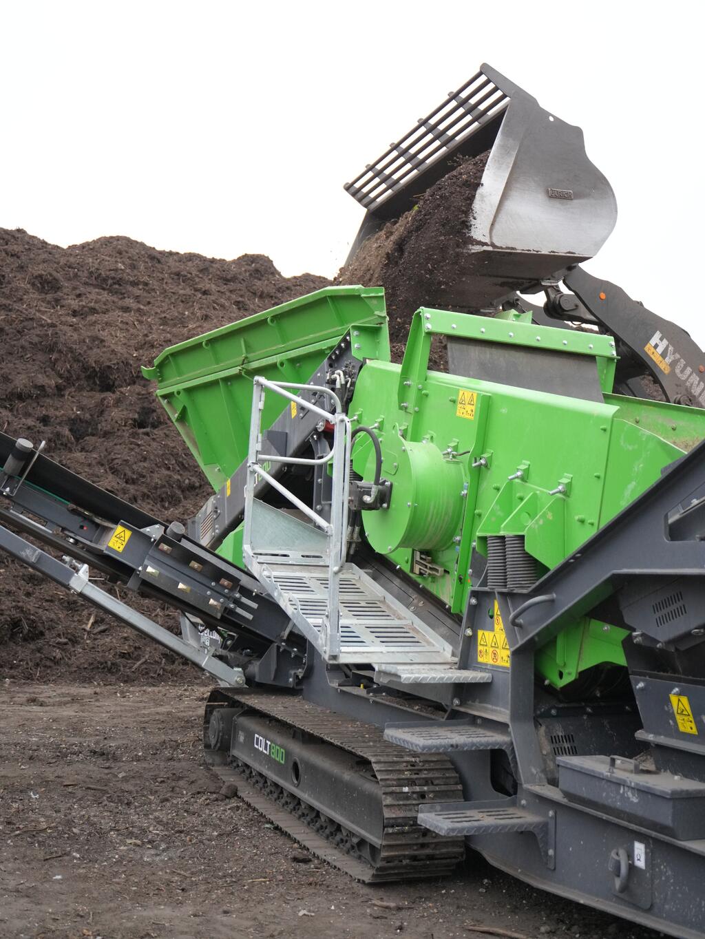 Colt 800 Powering Newbourne Farm Composting’s Zero Waste | Hub-4